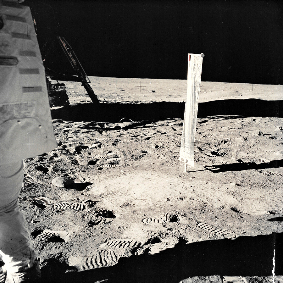 APOLLO 11 PHOTOGRAPHS